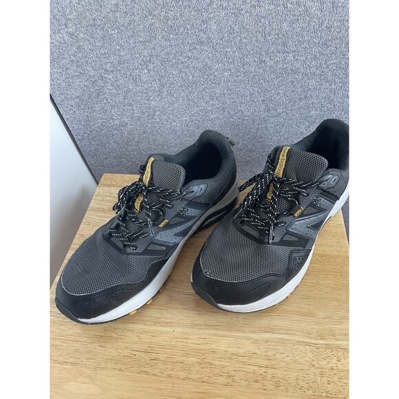 New Balance | Shoes | New Balance 4 V8 Trail Running Mens Shoes Black ...